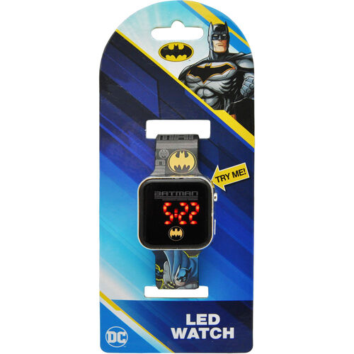 Kids watch DC Batman - Gamebreaker