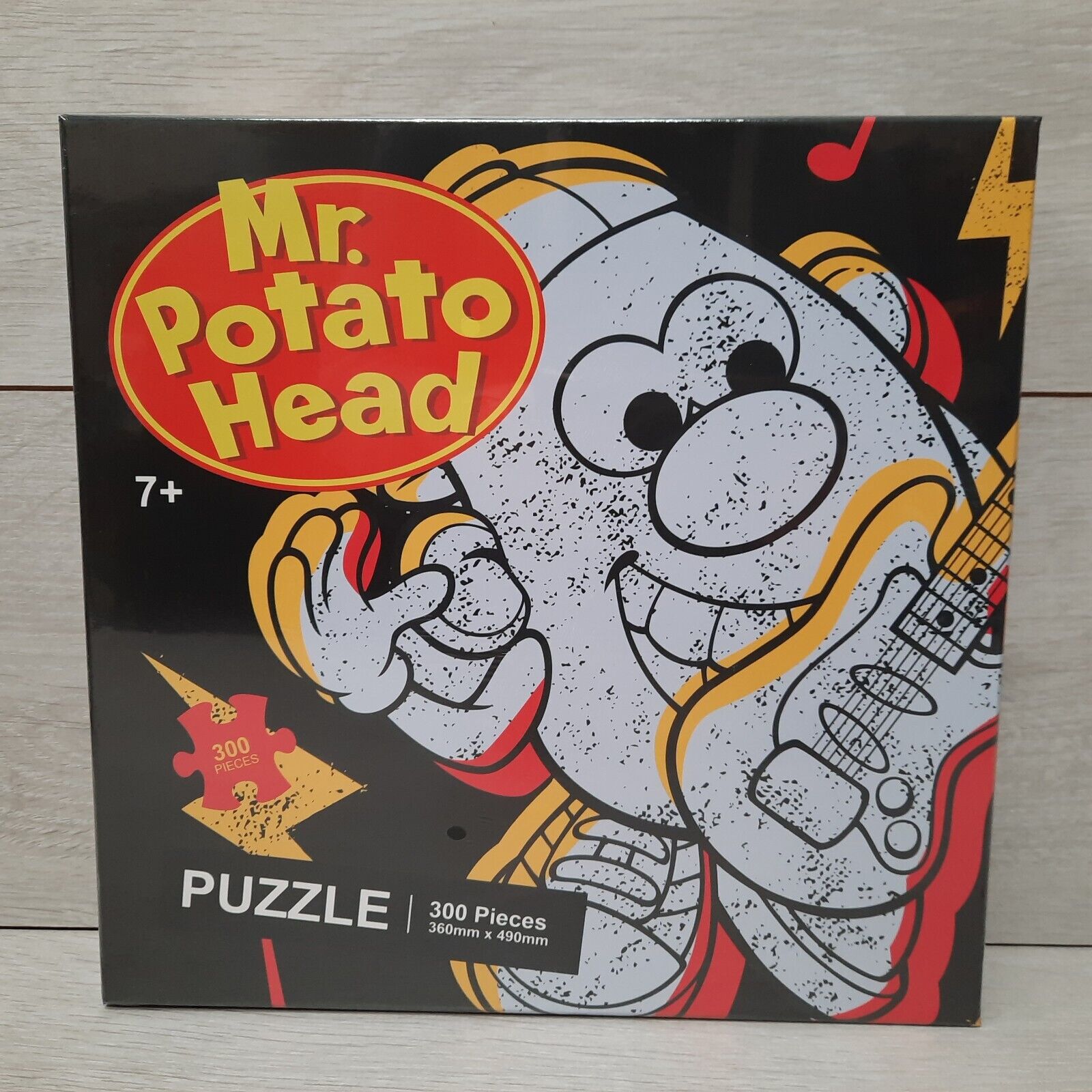 Hasbro Puzzles - Mr. Potato Head - 300 Pieces Jigsaw Puzzle - Gamebreaker