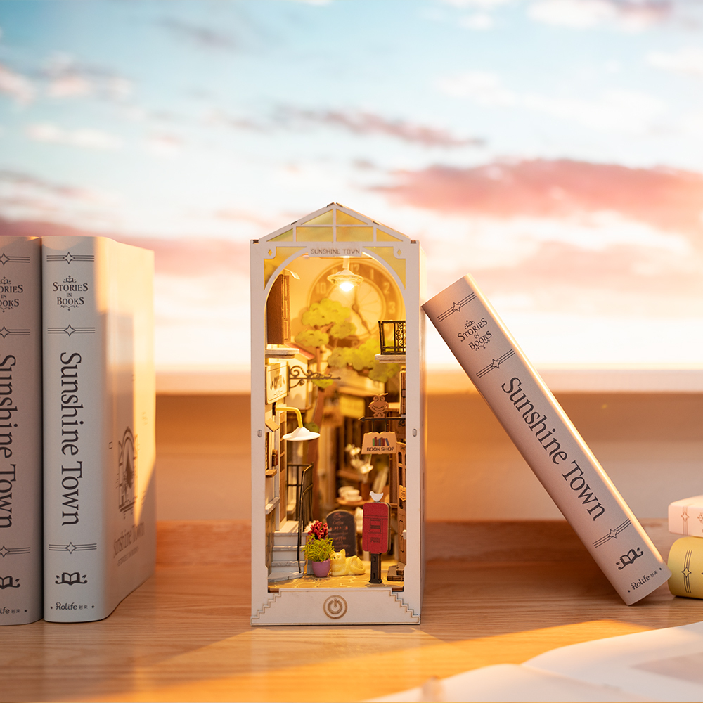 Rolife Book Nook Shelf Insert - Sunshine Town TGB02 - Gamebreaker